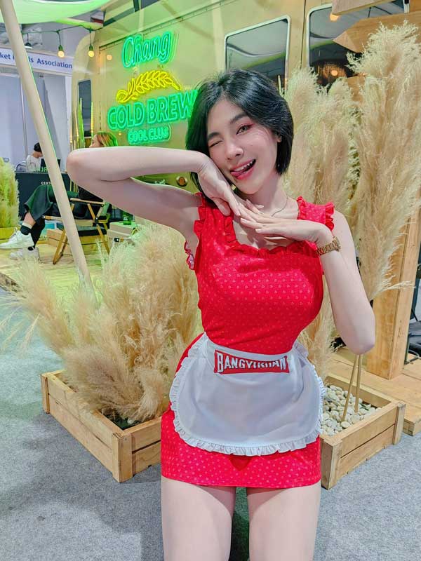 ยูว์จิน Yujin พริตตี้ สาวสวย หุ่นเด็ด เซ็กซี่ เกินบรรยาย